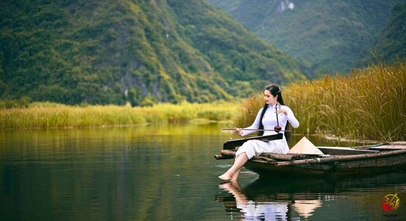What Is Dan Nguyet? The Moon Shaped Heart of Vietnamese Music